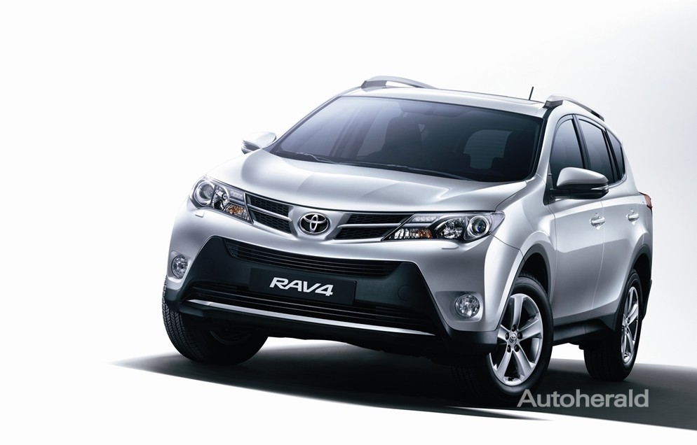 도요타 RAV4, 美 IIHS 최고 안전 차량 선정